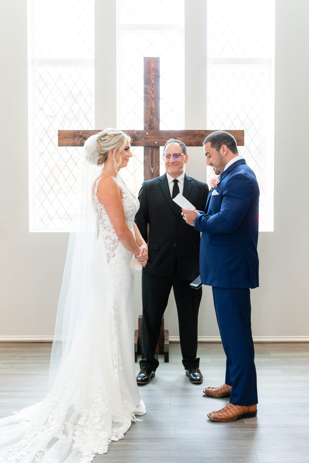 Guide To Writing Wedding Vows