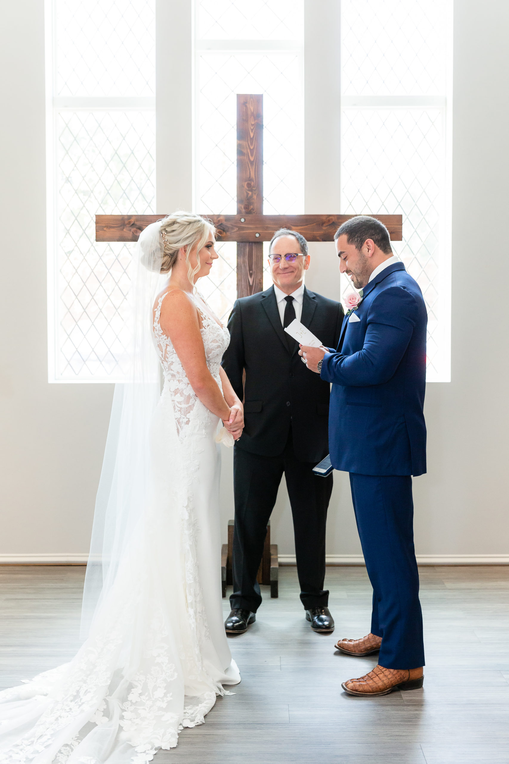 Guide To Writing Wedding Vows