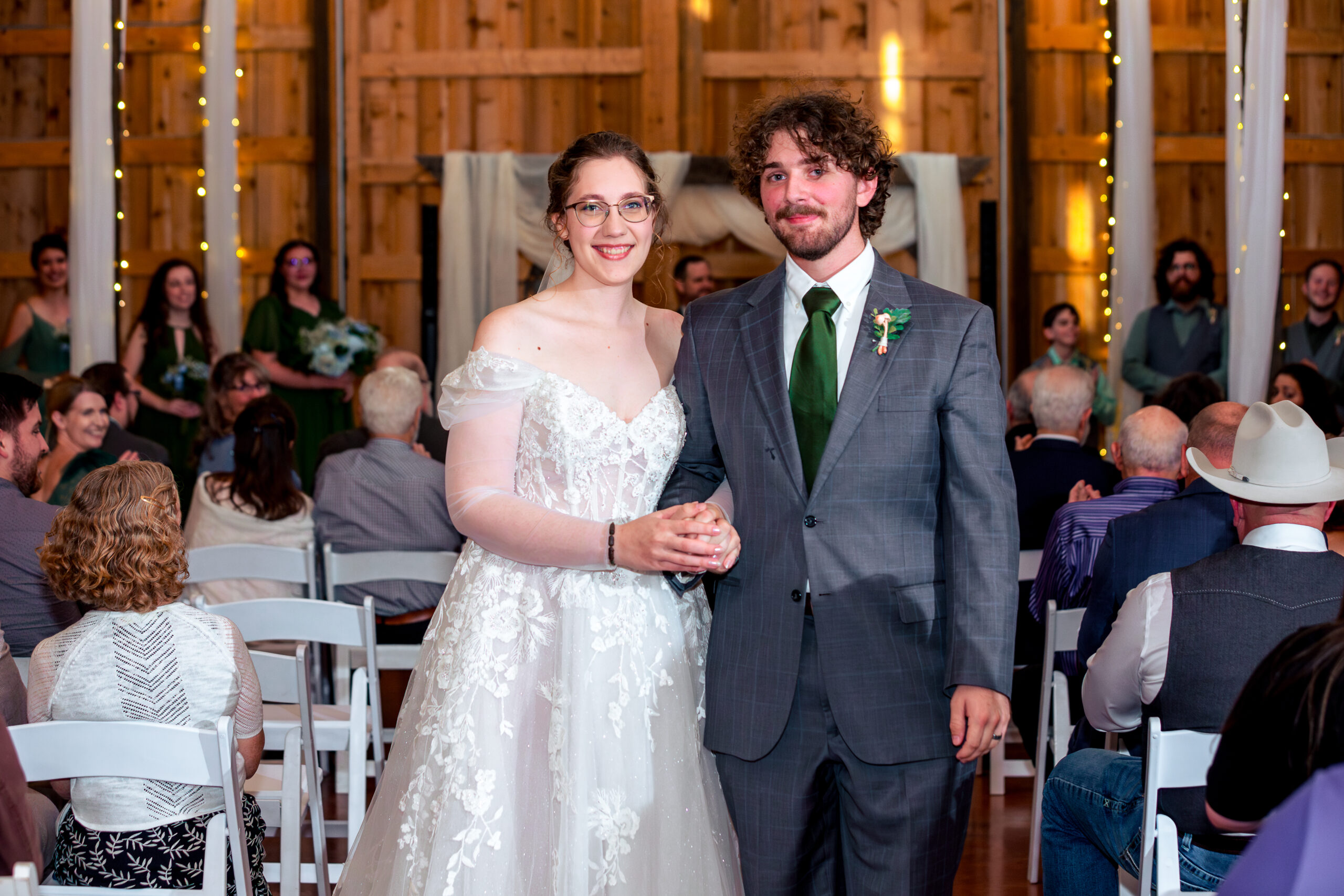 Decatur Wedding | Big White Barn | Lorna + Samuel